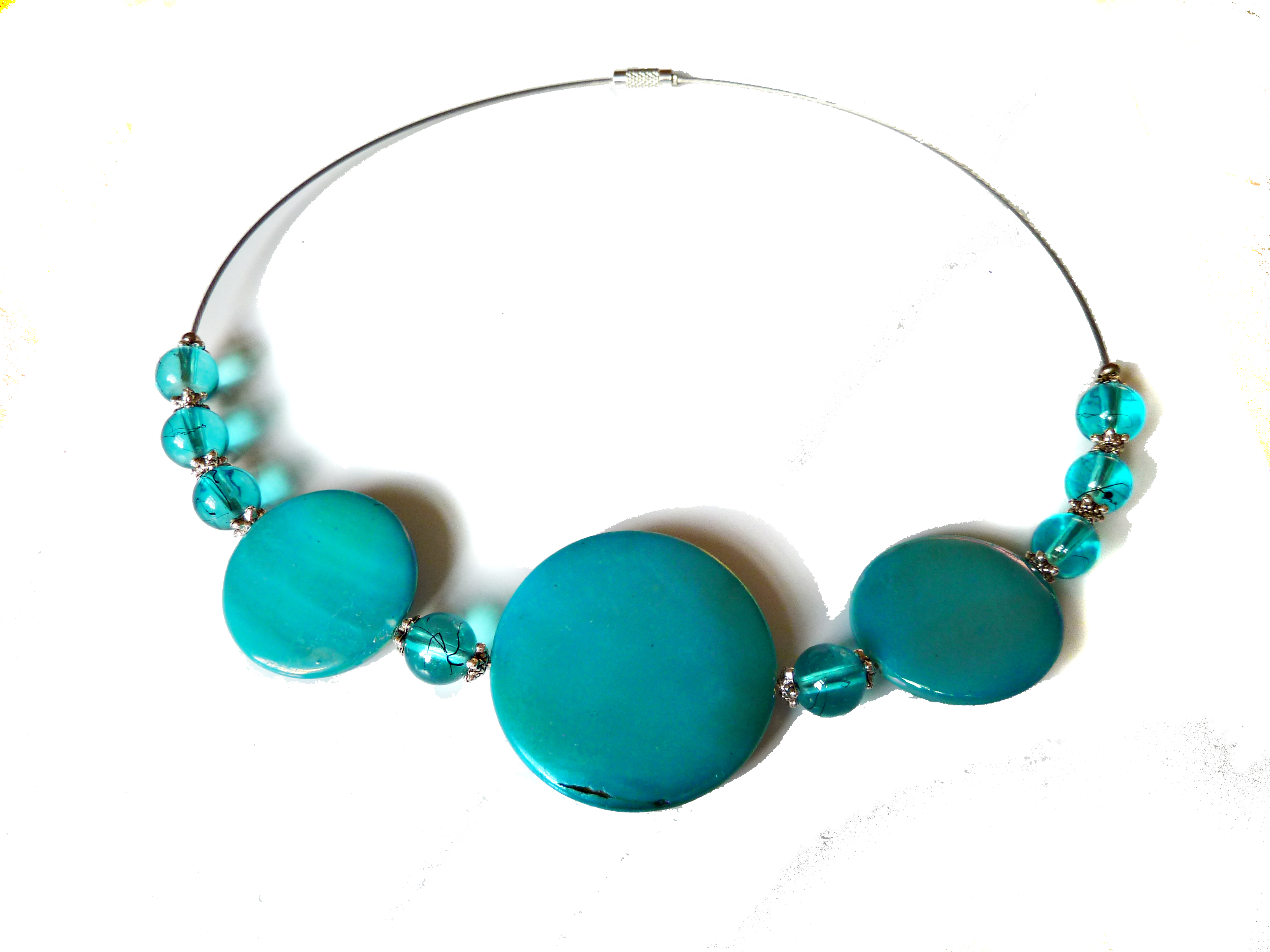 Sprayed Shell Necklace Peacock Collection Blue on Luulla